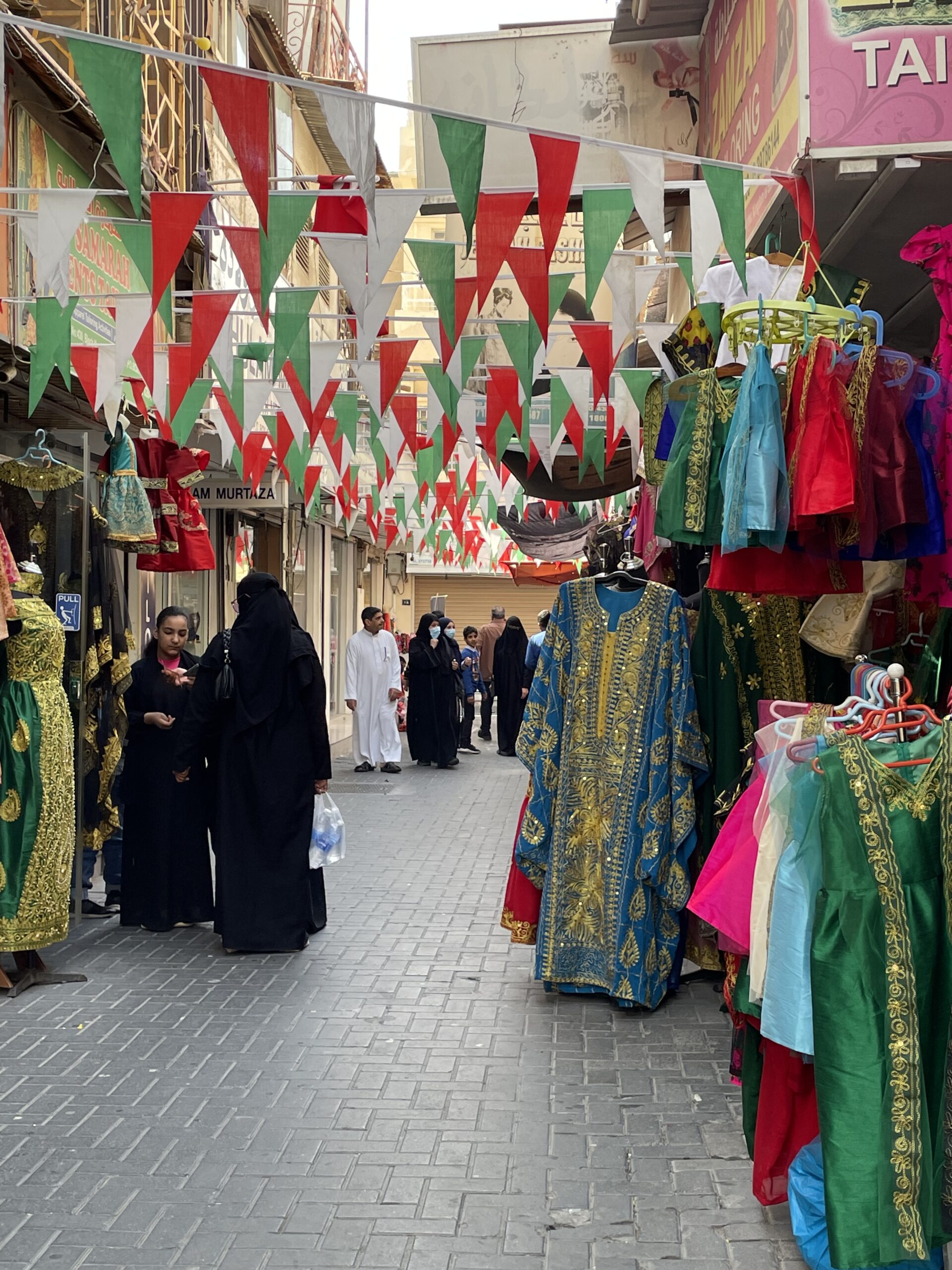 Top Free & Paid Things To Do In Bahrain - Travel and Life with Roaz